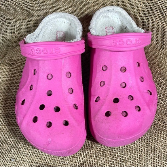 CROCS | Shoes | Crocs Fuzz Lined Winter Pink Slip On Clog Shoes | Poshmark